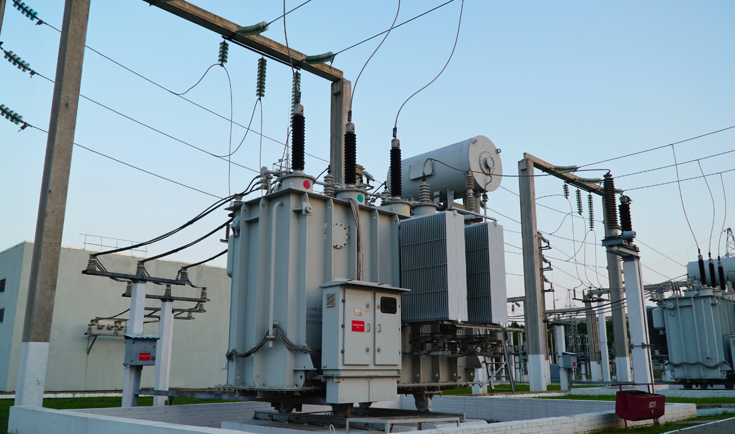 Service - ORACIS - Innovating Industries, Empowering Futures